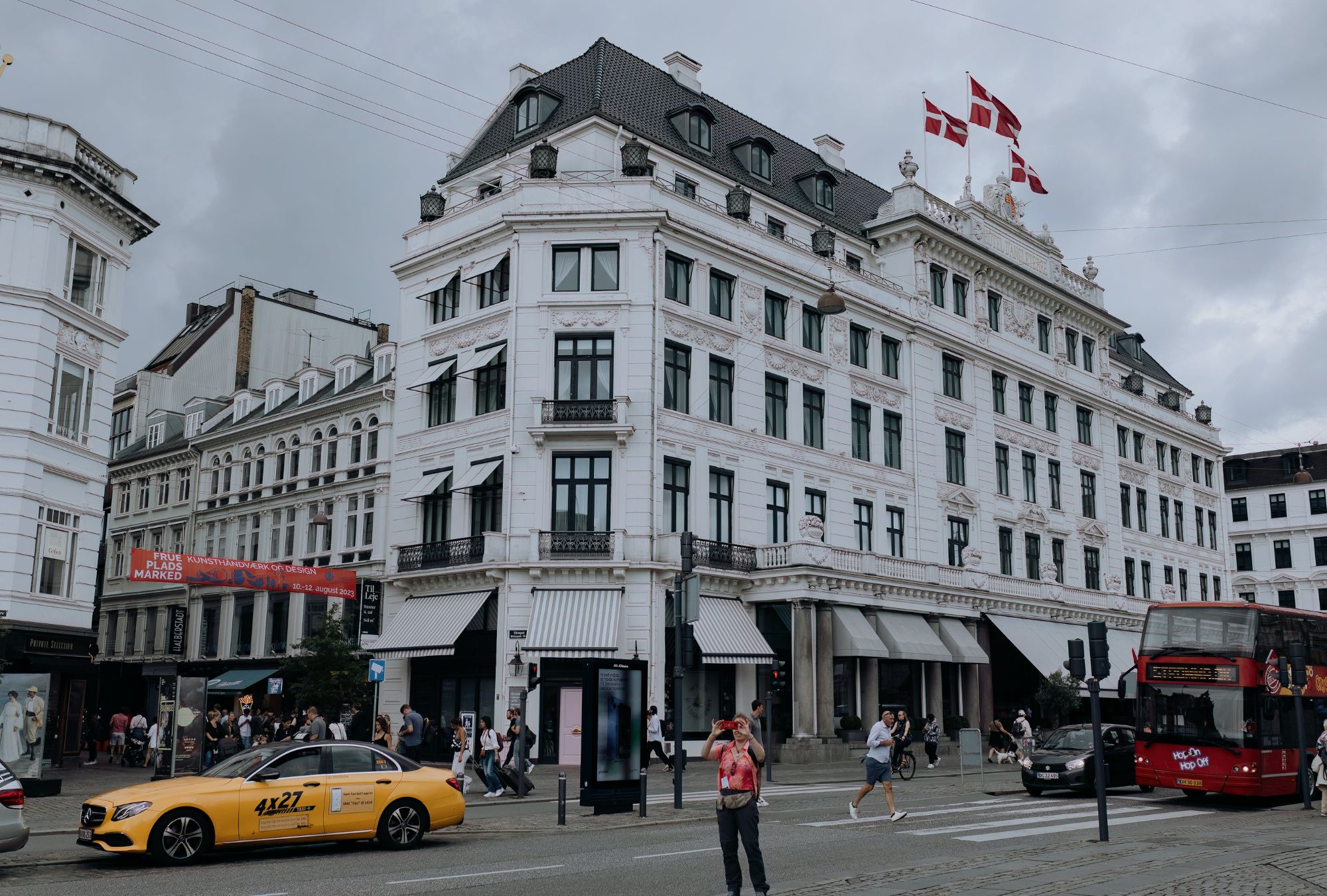 Discovering the Allure of Gladstone Hotel Toronto