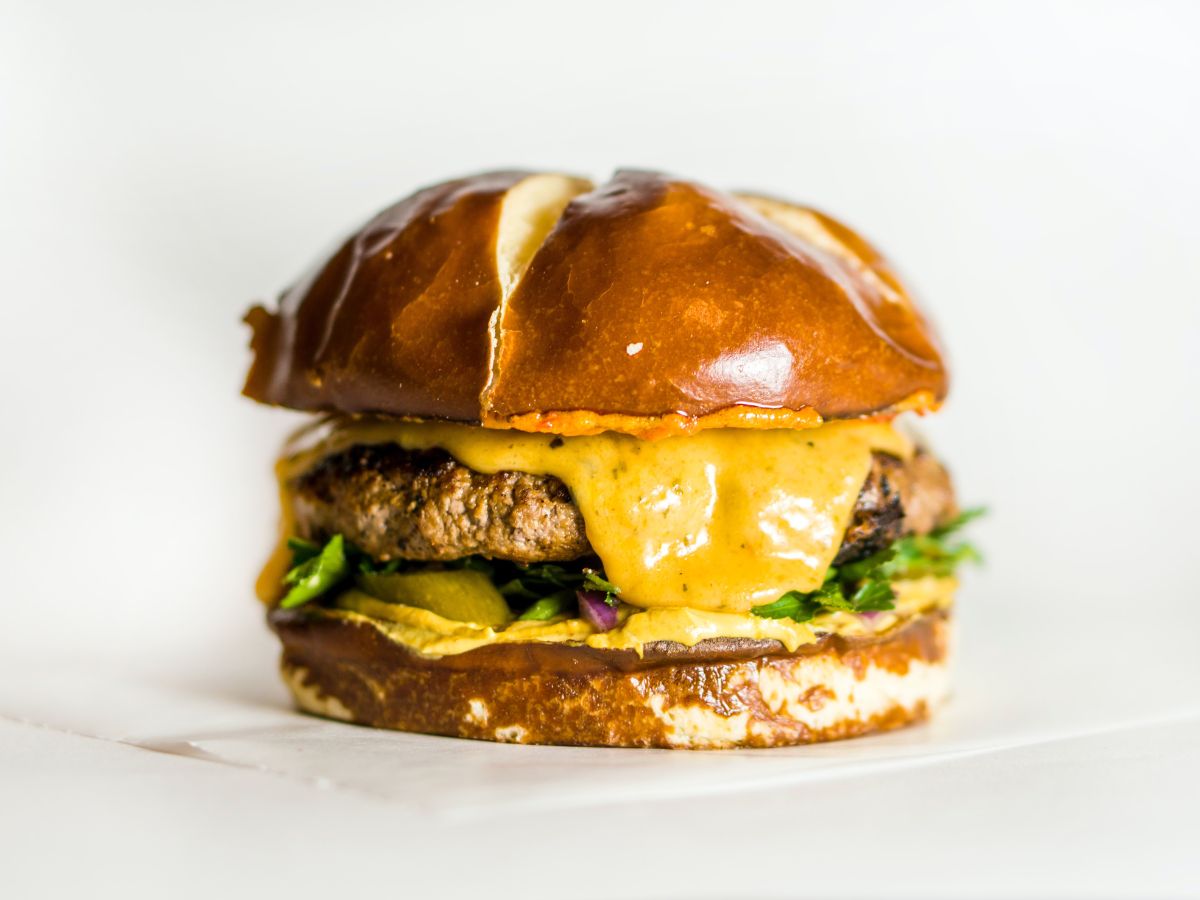 Best Smash Burgers in Toronto: Must Visit Restaurants