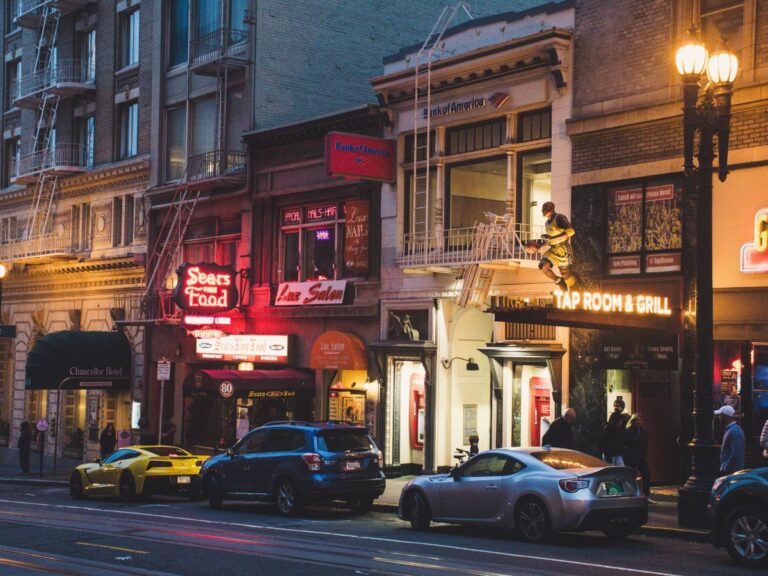 35 Best Restaurants in Harbourfront Toronto