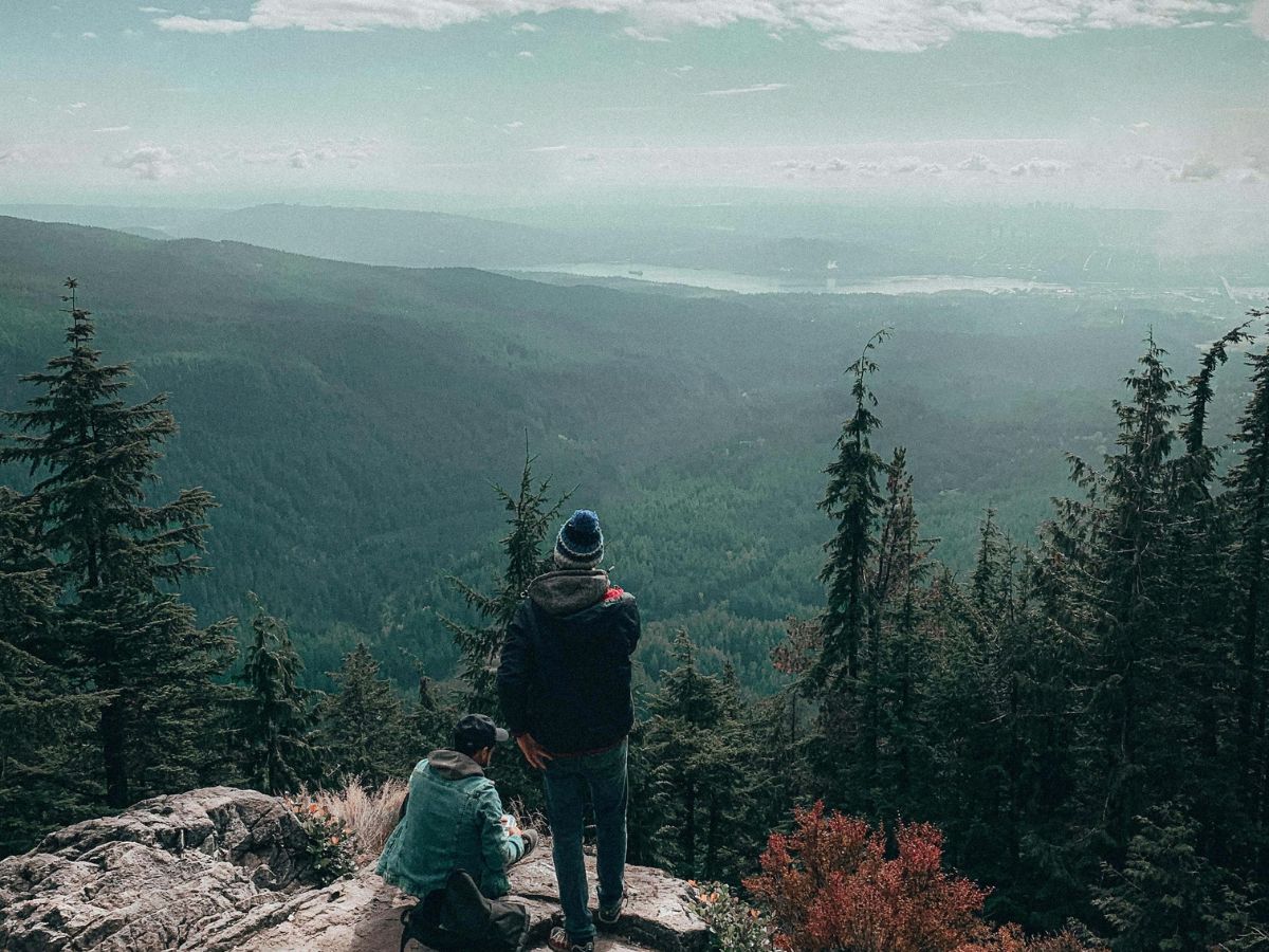 Toronto's Scenic Hikes: Top 15 Trails with Breathtaking Views