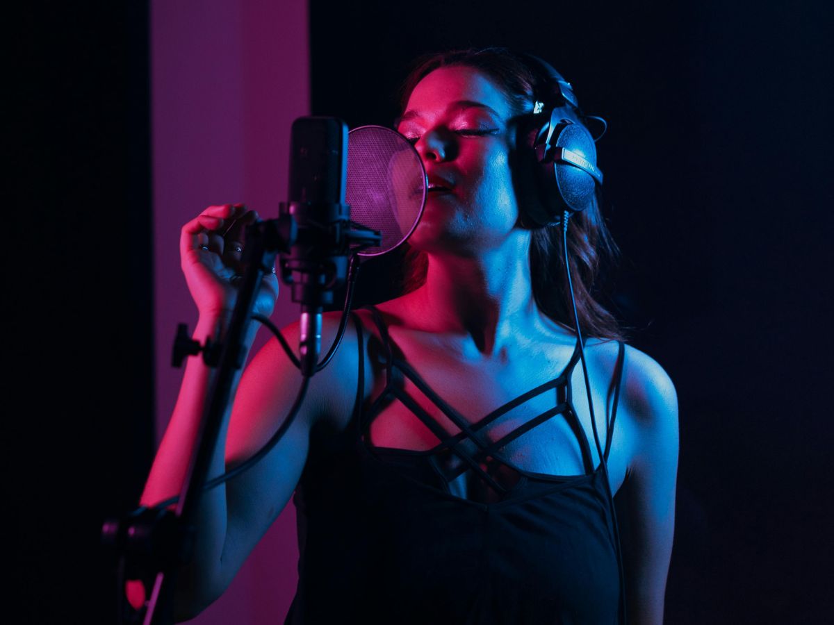 Top 12 Singing Lessons in Toronto - Elevate Your Vocal Skills