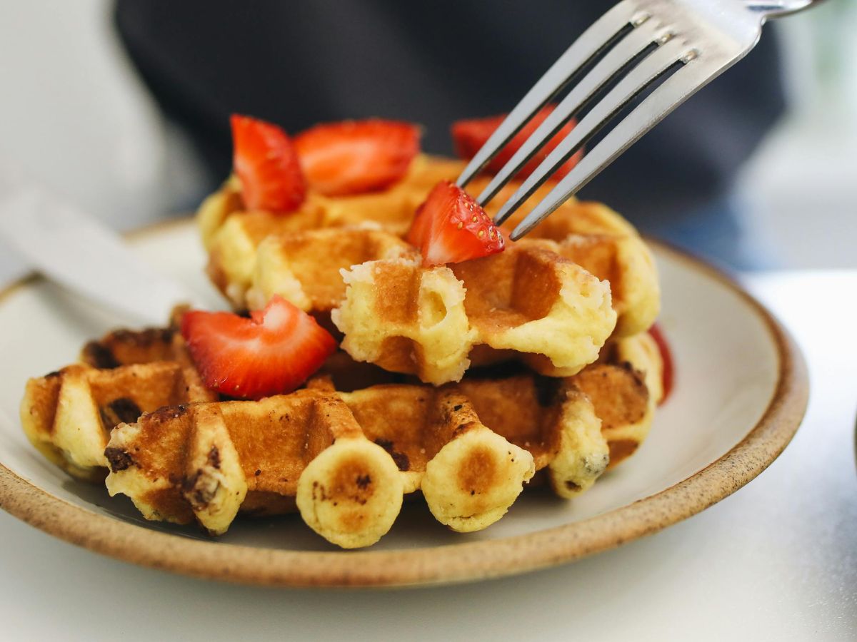 Discover the 14 Best Egg Waffles in Toronto | Top Spots & Flavors