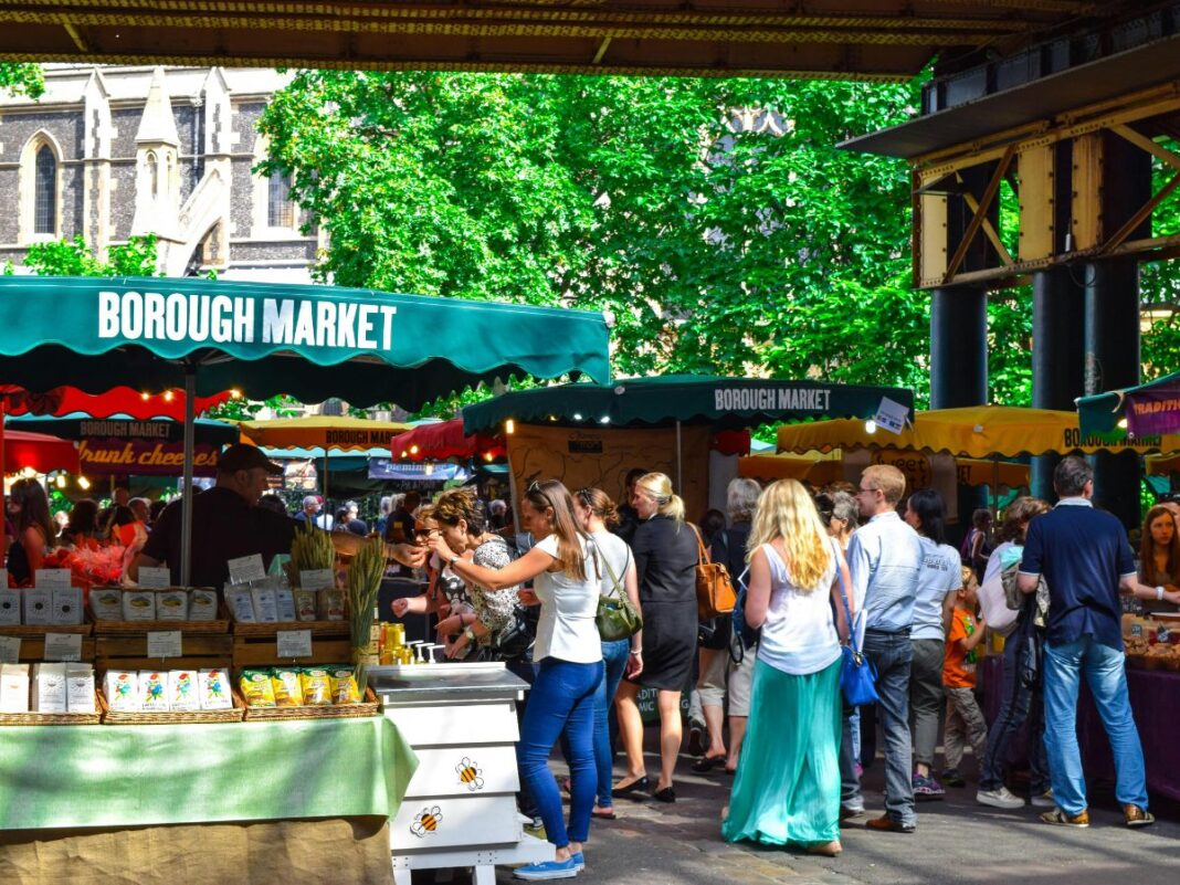 Discover Best Flea and Street Markets in Toronto | Vintage Finds