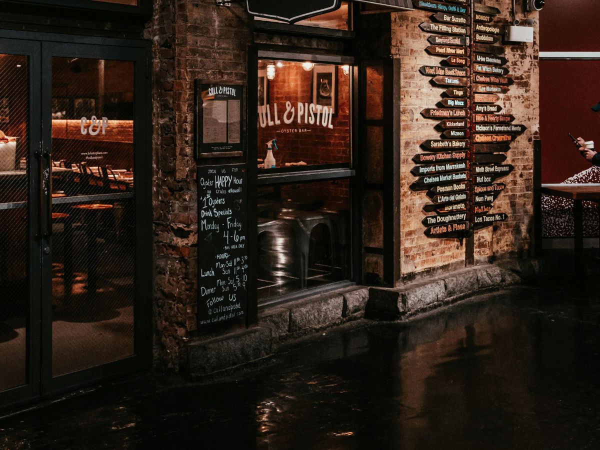 Top 24 Hour Restaurants in Toronto for Every Craving | Eat Anytime