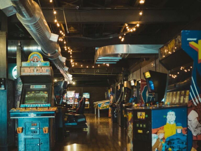 14 Best Arcade Bars in Toronto for Gaming and Nightlife Fun