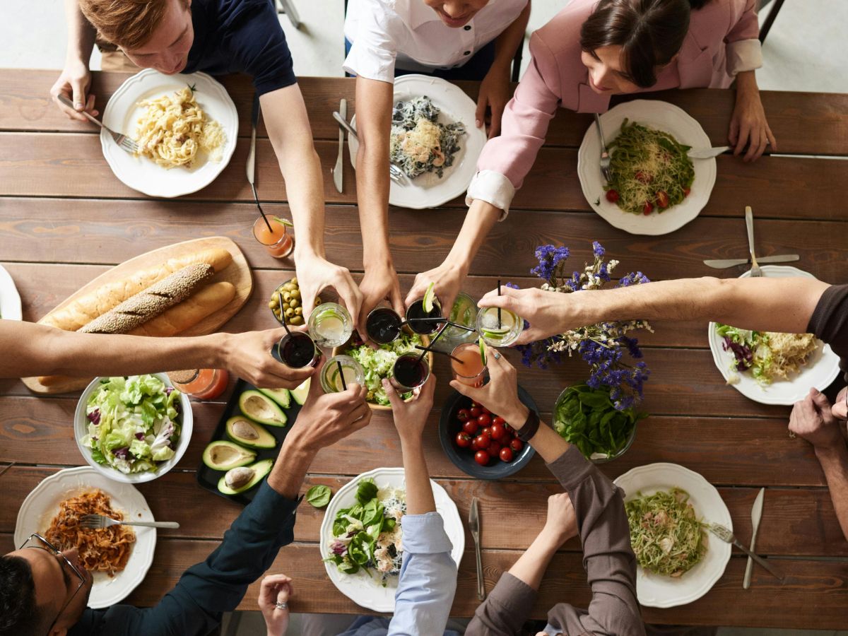 Toronto's 28 Best Happy Hour Spots - Deals, Timings & Tips Inside