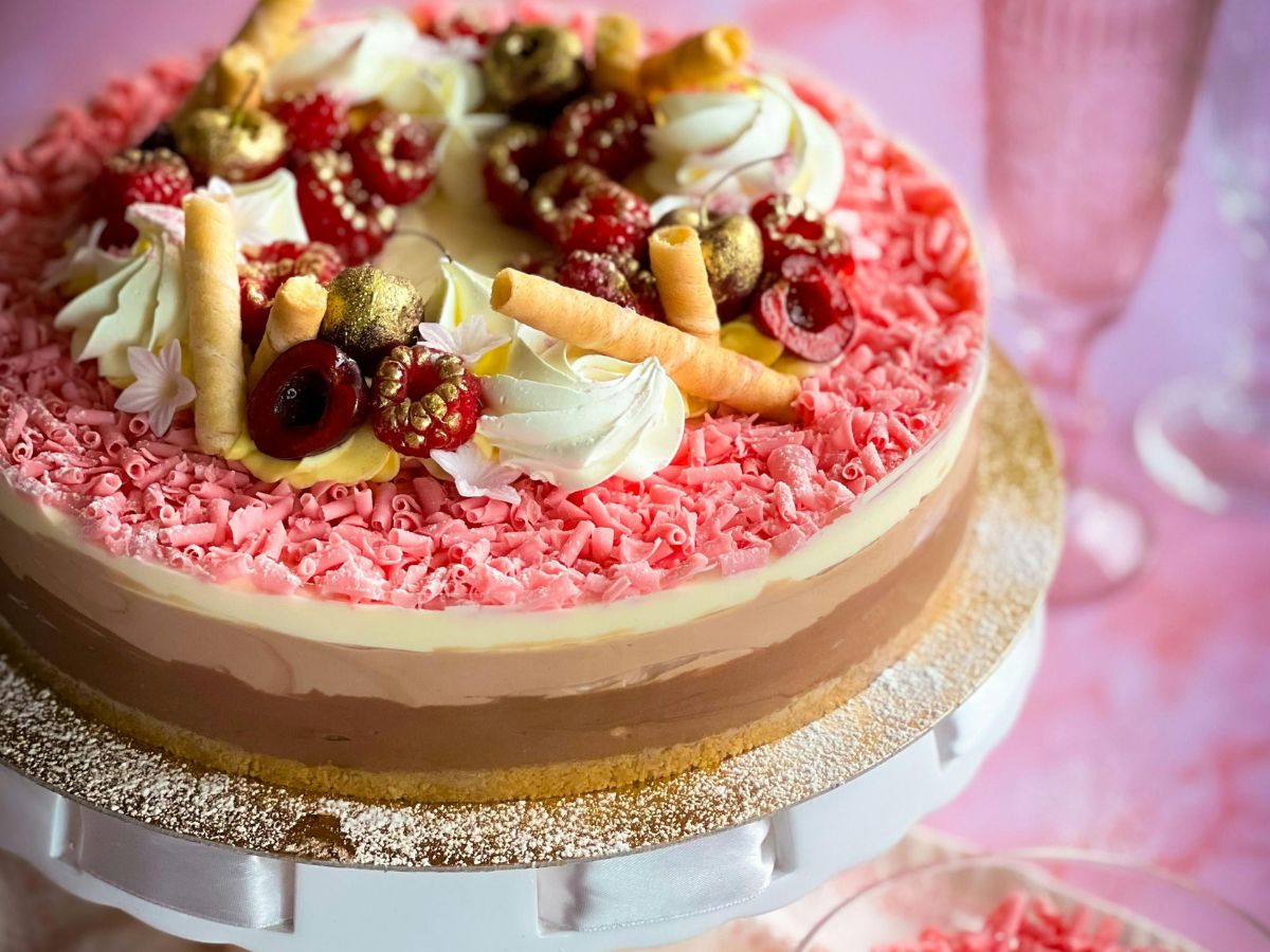 Top 19 Patisseries in Toronto: Custom Cakes, Macarons & More